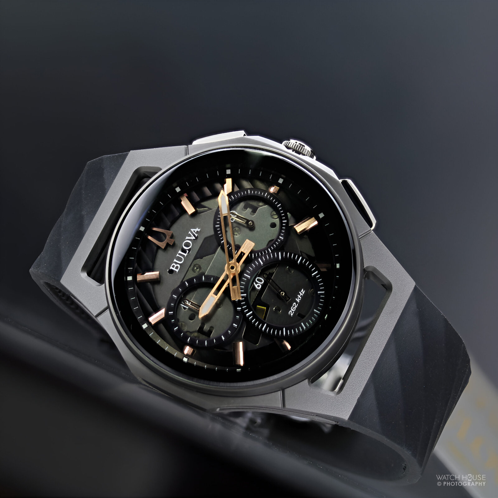 Bulova Curv 98A162 Gents Chronograph 262 kHz Titanium