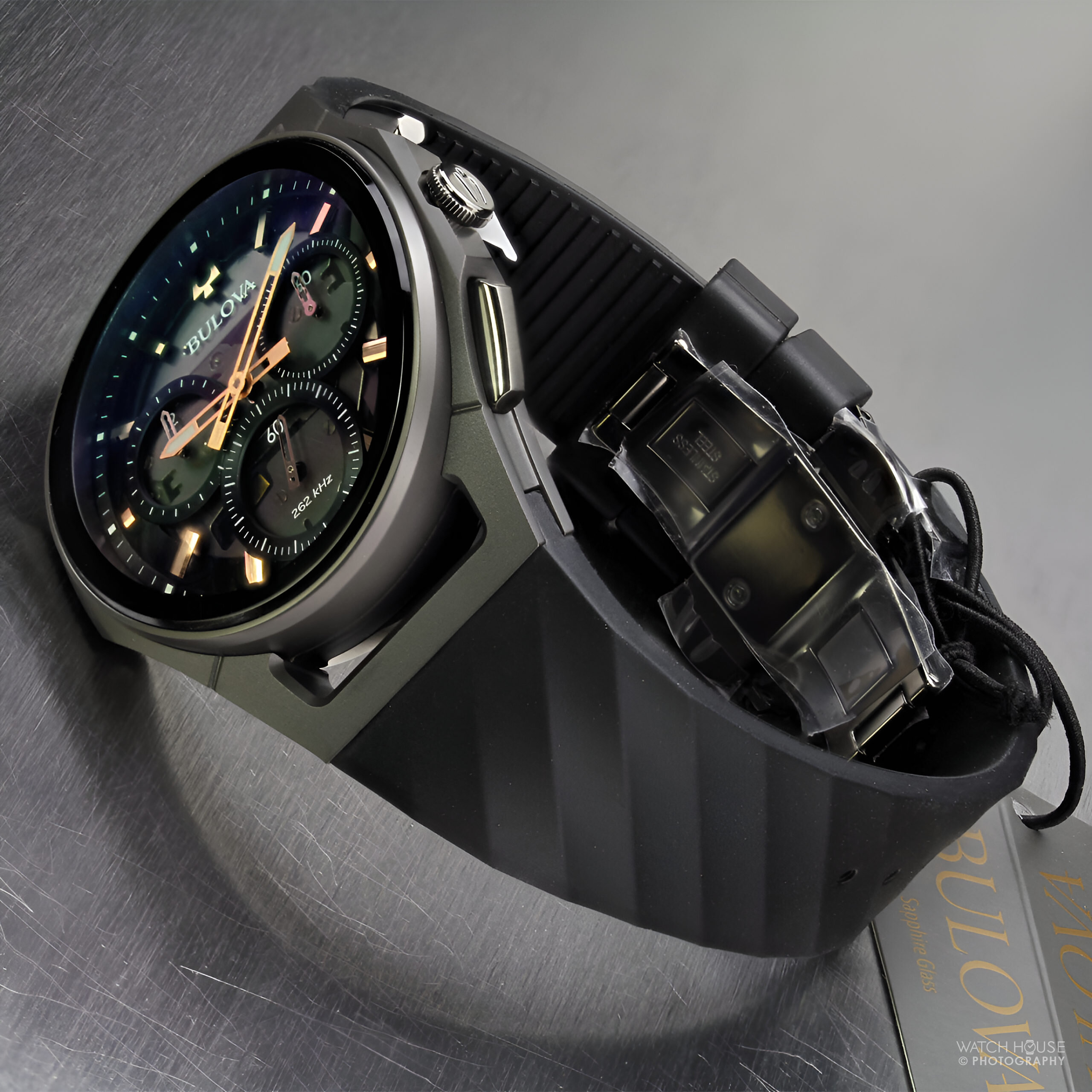 Bulova Curv 98A162 Gents Chronograph 262 kHz Titanium
