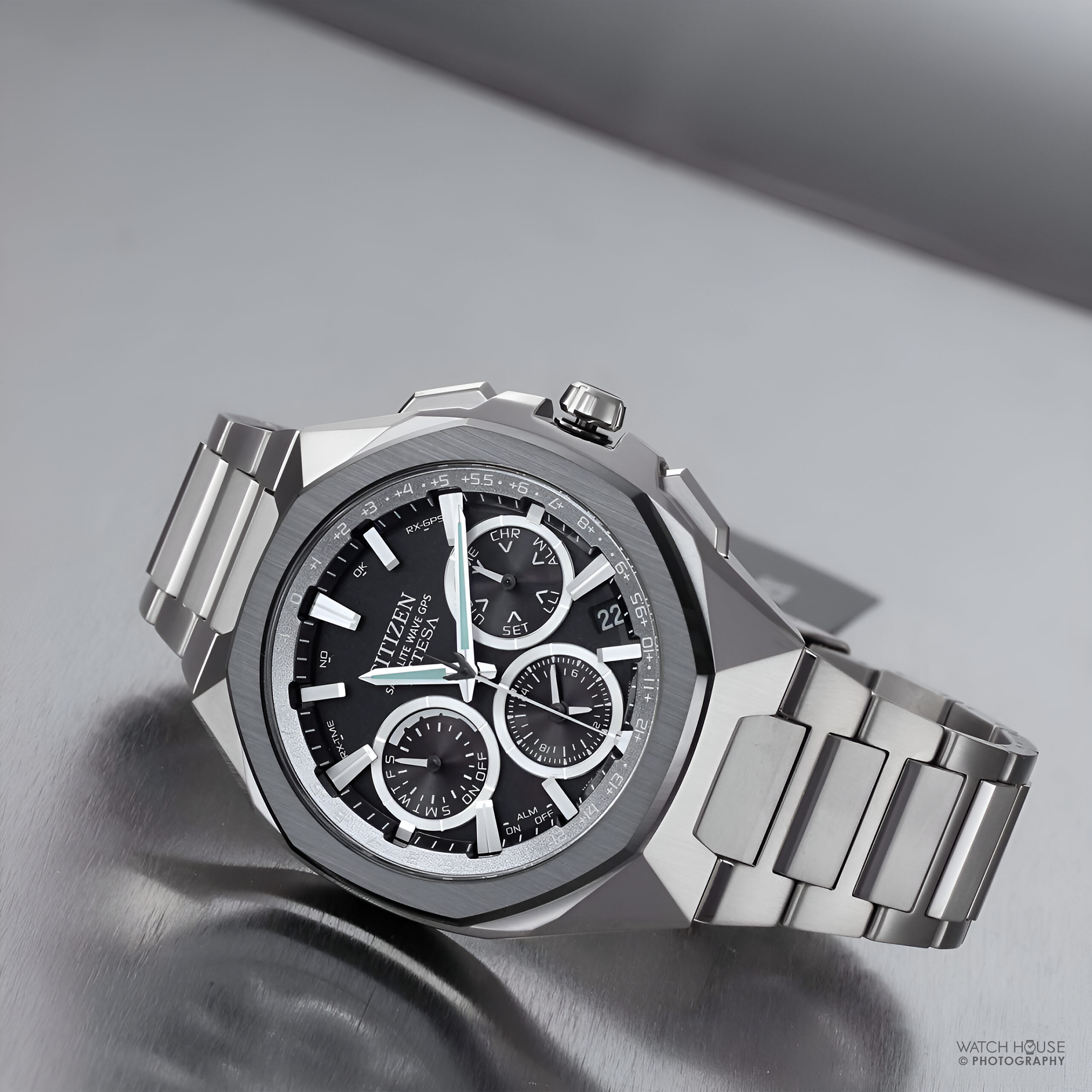 Citizen Satellite Wave CC4104-53E Super Titanium Ceramic