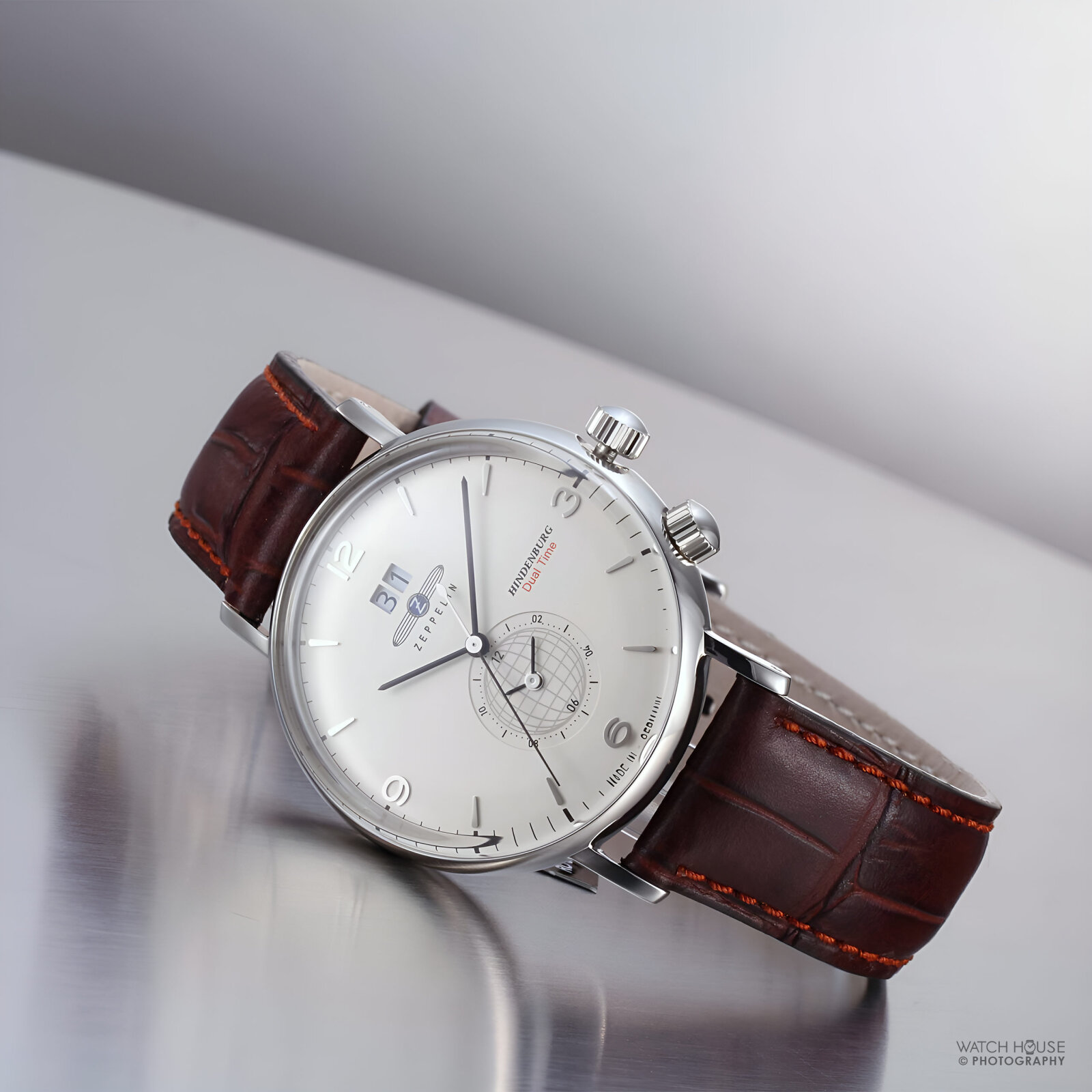 Zeppelin LZ 129 Hindenburg Herrenuhr 8044-5 Beige
