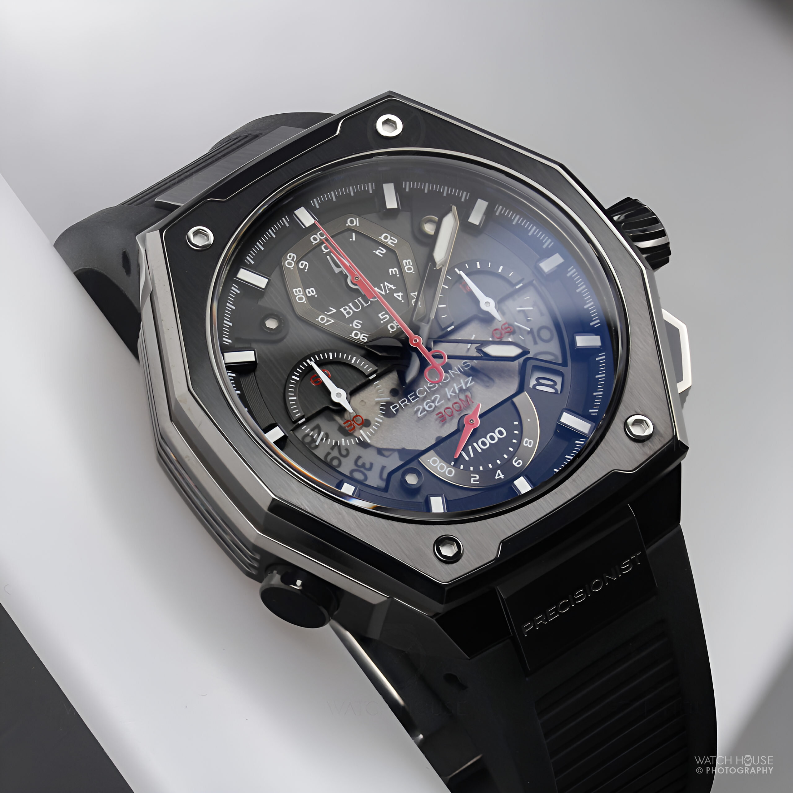 Bulova Precisionist Series X 98B358 Chronograph in Schwarz