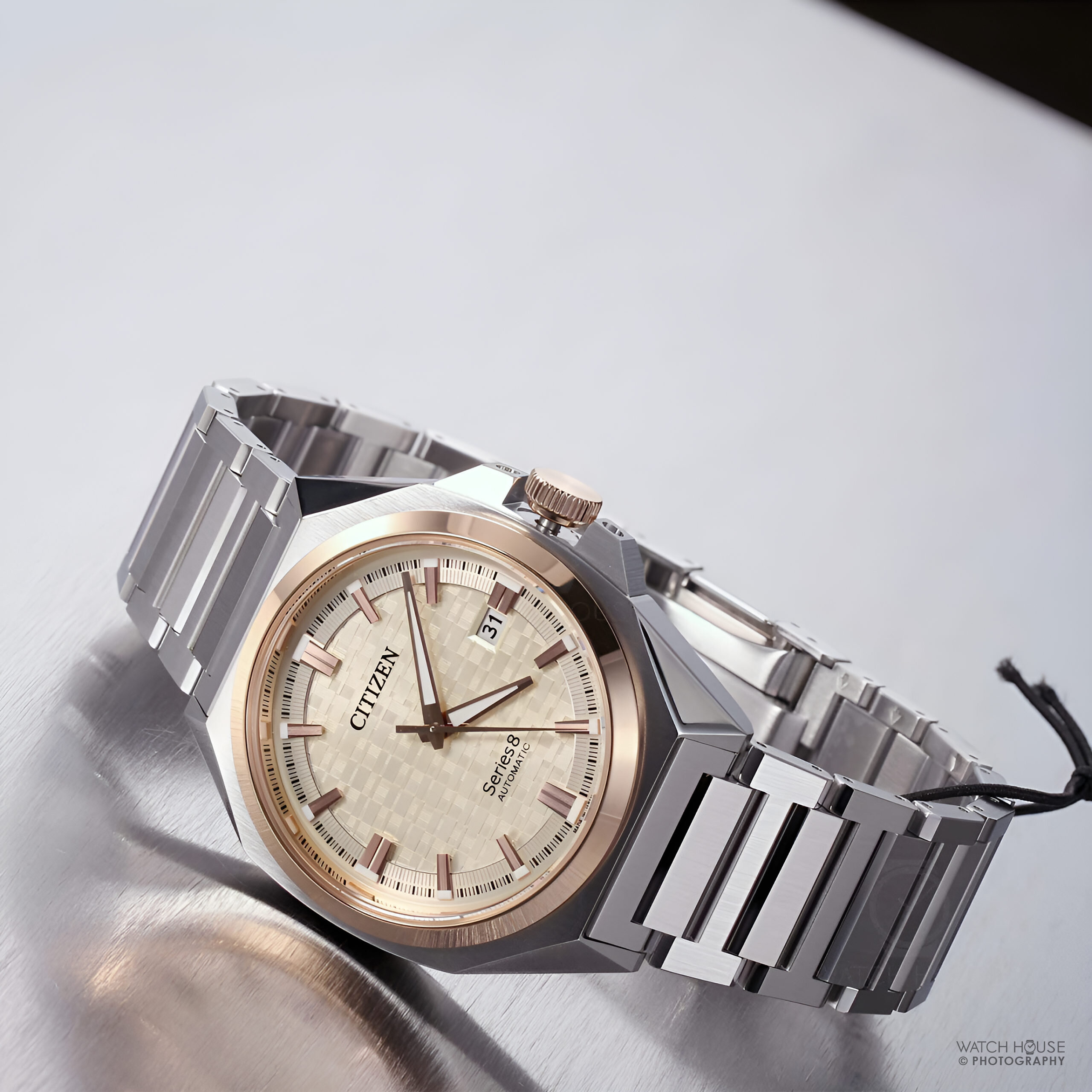 Citizen Series 8 9051 NB6059-57P - Symbol des Luxus