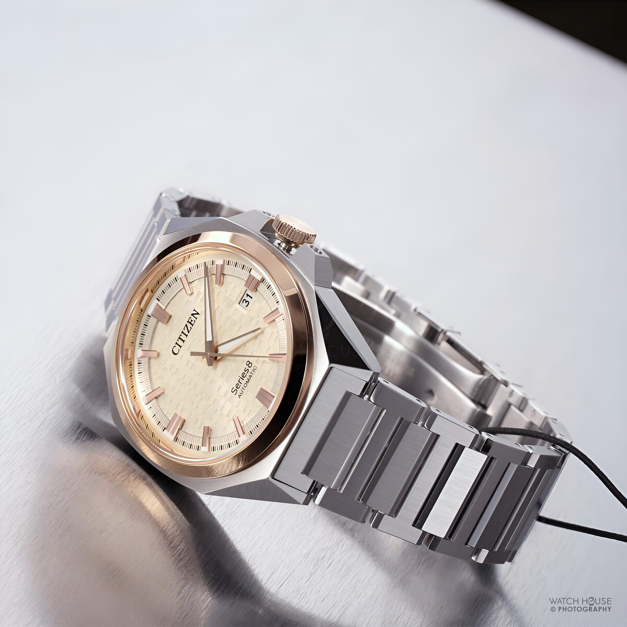 Citizen Series 8 9051 NB6059-57P - Symbol des Luxus